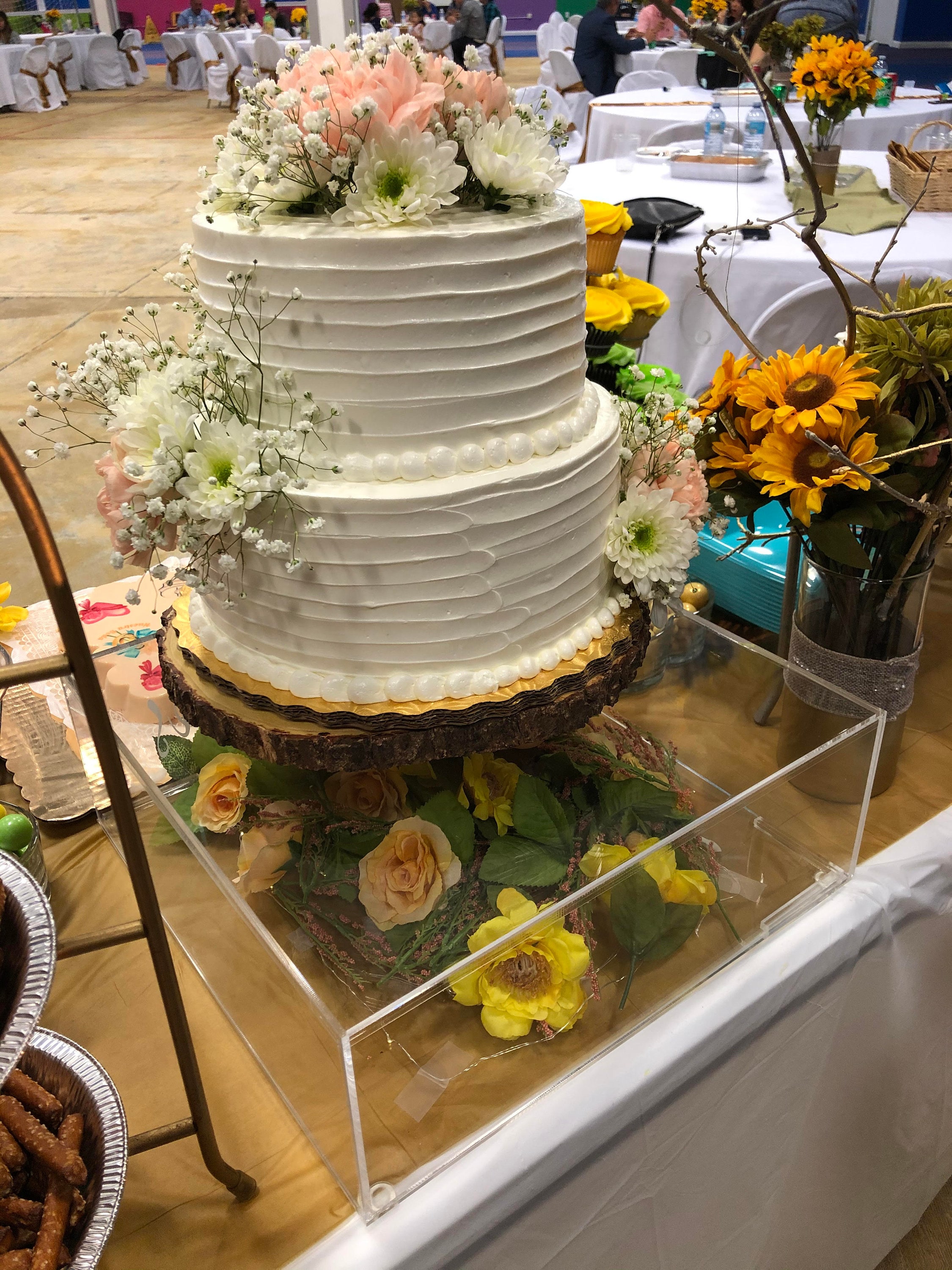 Classic Clear Acrylic Cake Stand - Etsy
