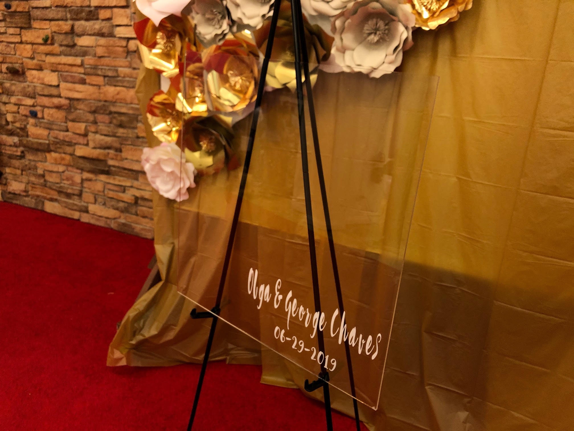 Clear Acrylic Wedding Signing Board W/ Personalized Vinyl Lettering - Etsy