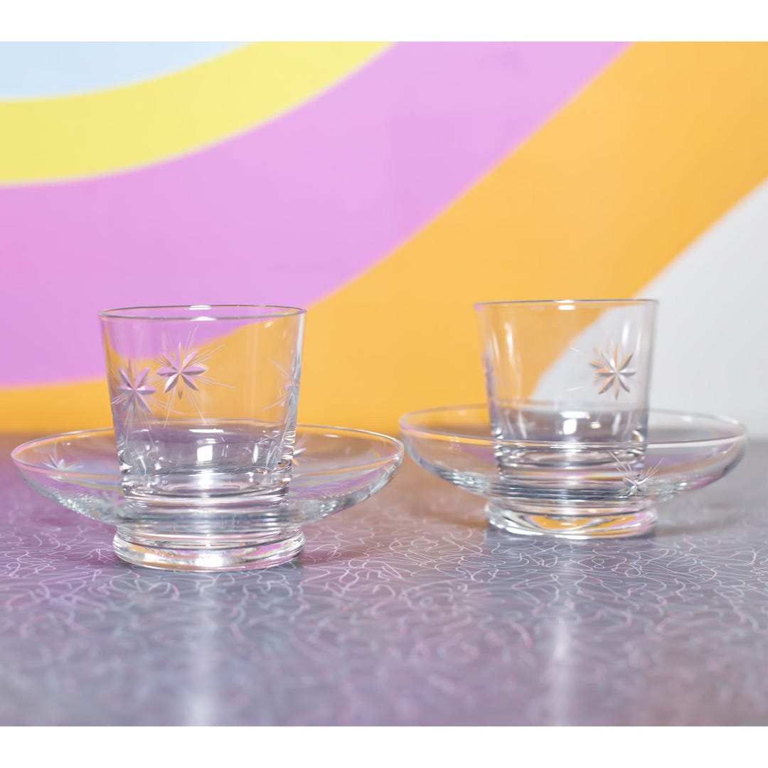 Vintage 1950s Starburst Glasses and Saucers - Etsy