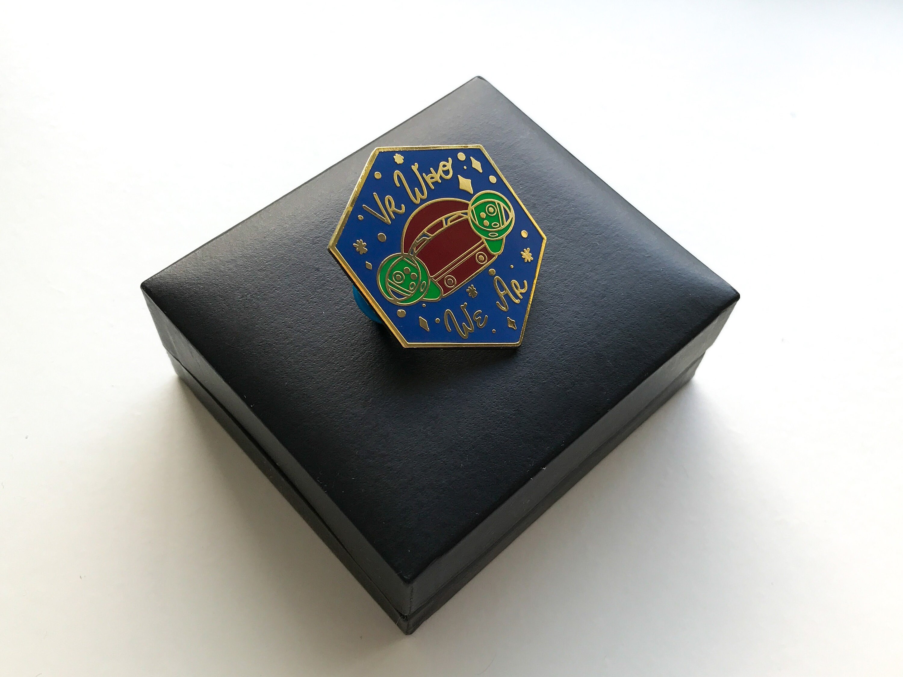 VR Hard Enamel Pin Computer Science Pin Video Game Pin - Etsy