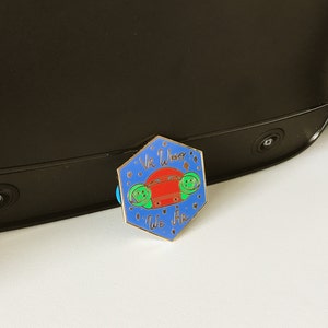 VR Hard Enamel Pin Computer Science Pin Video Game Pin Oculus Rift ...