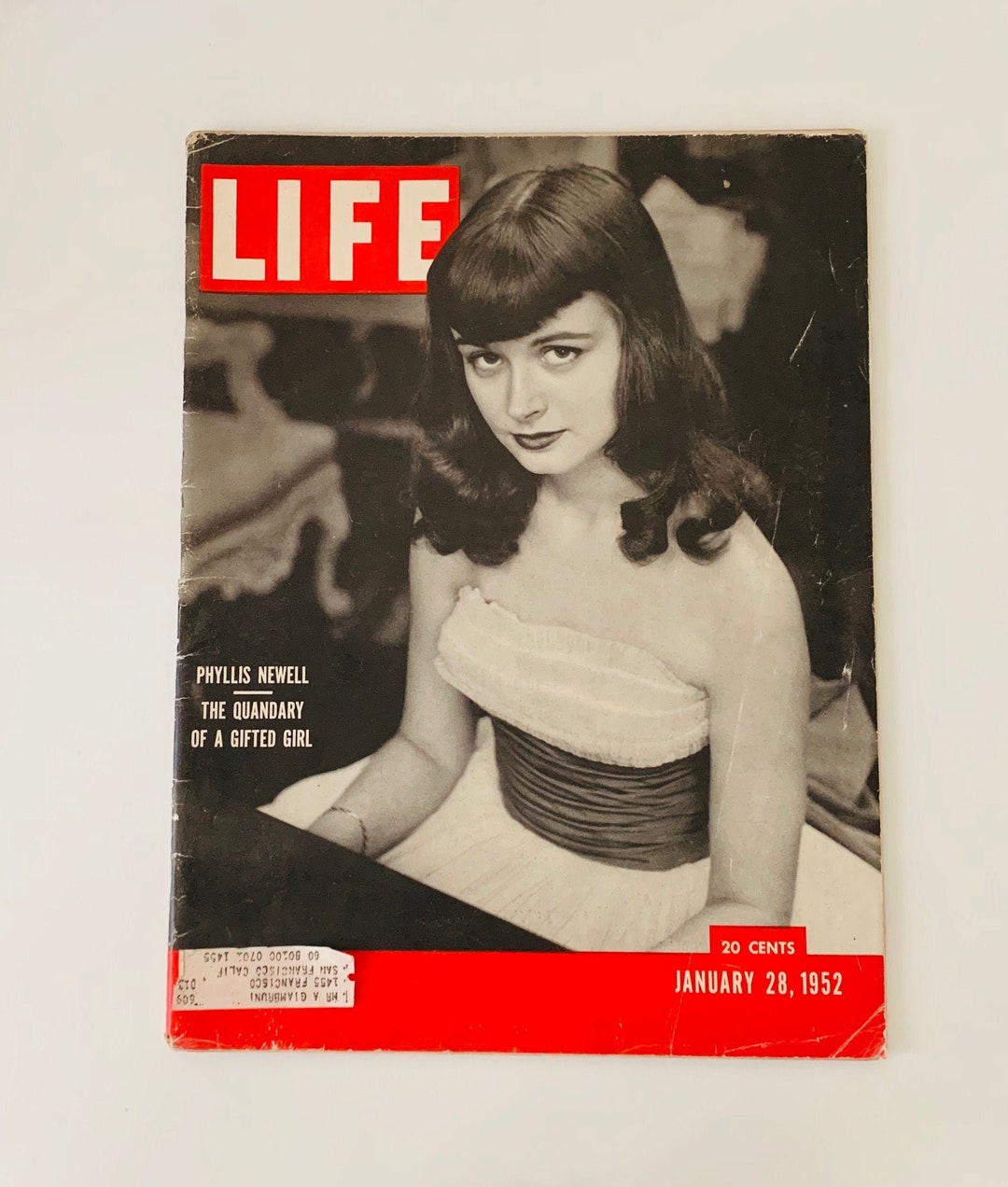 Life Magazine January 28, 1952 "phyllis Newell, the Quandary of a ...