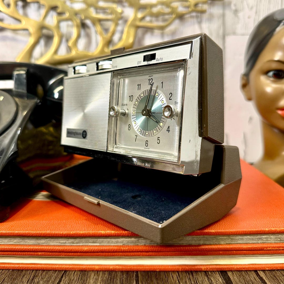 Vintage 1960s Westinghouse Compact Travel Alarm Clock & Transistor ...