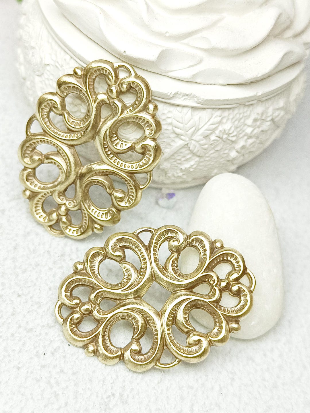 Ornate Oval Brass Filigree Connector (pair) | Czech Style Stamping ...