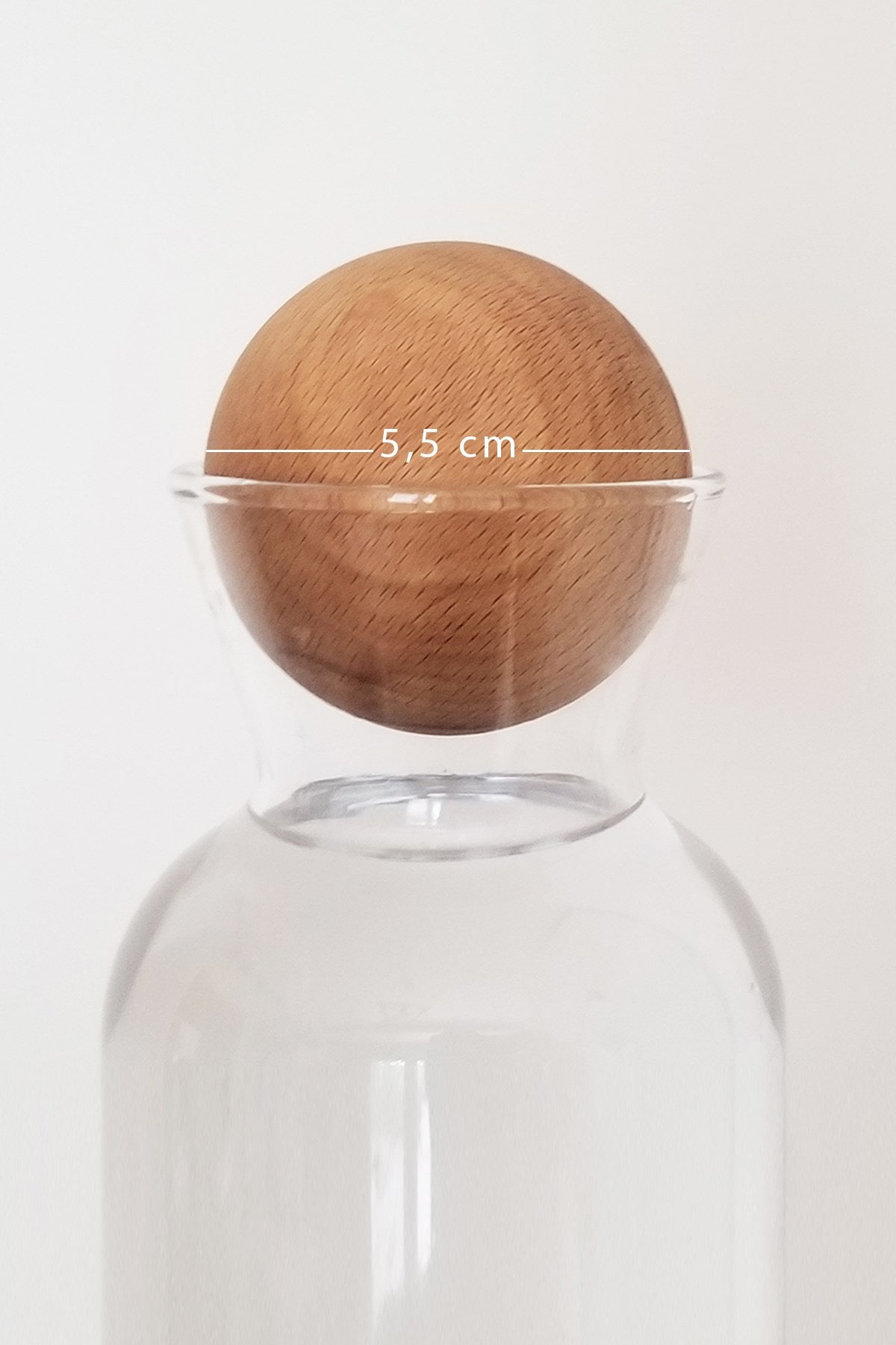 Solid Wood Sphere Karaf / Jug / Bottle Cap Can Be Used for A Long Time ...
