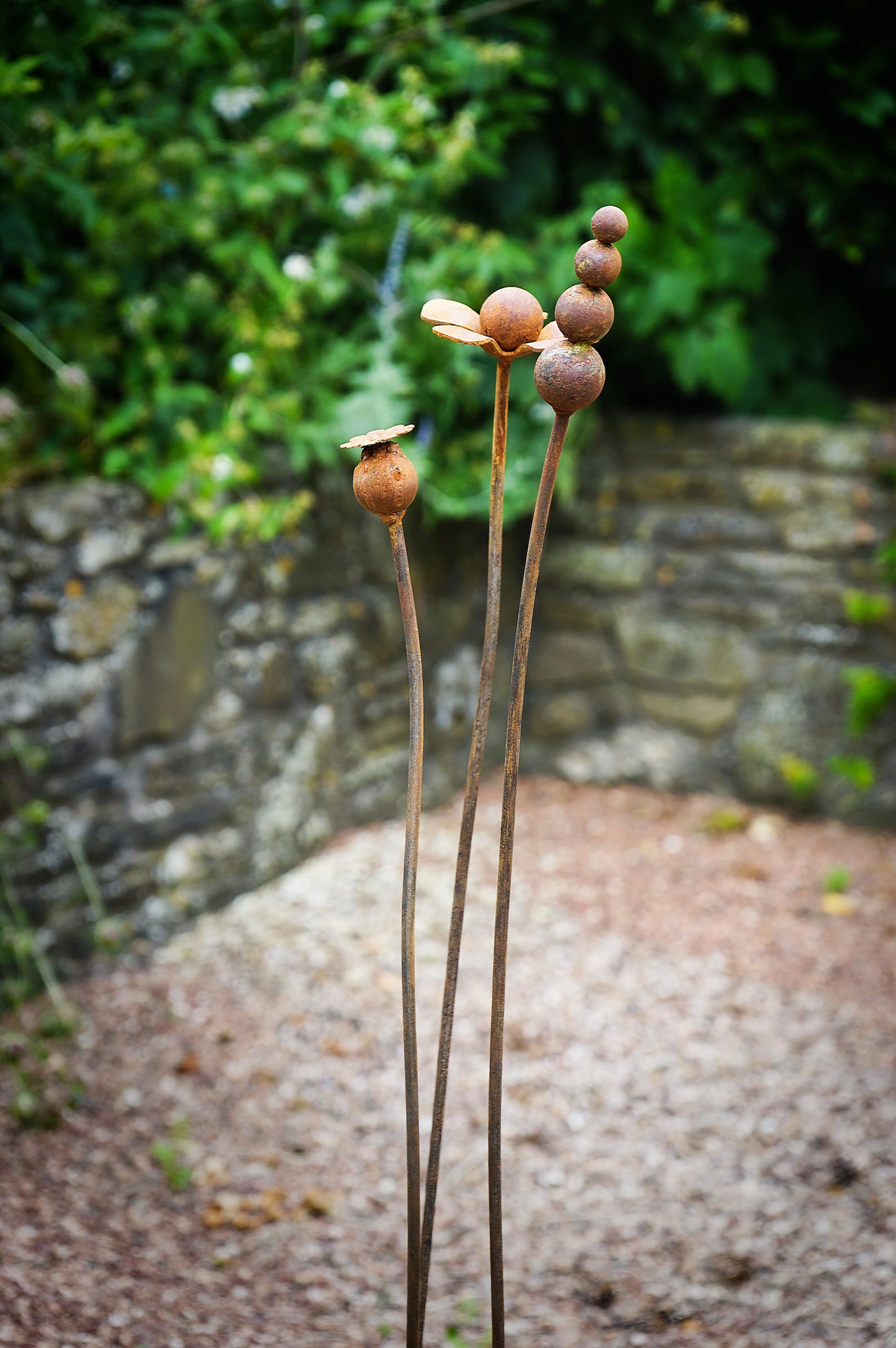 3 Rusty Metal Flower Sculptures / Reed Poppy and Helenium - Etsy UK