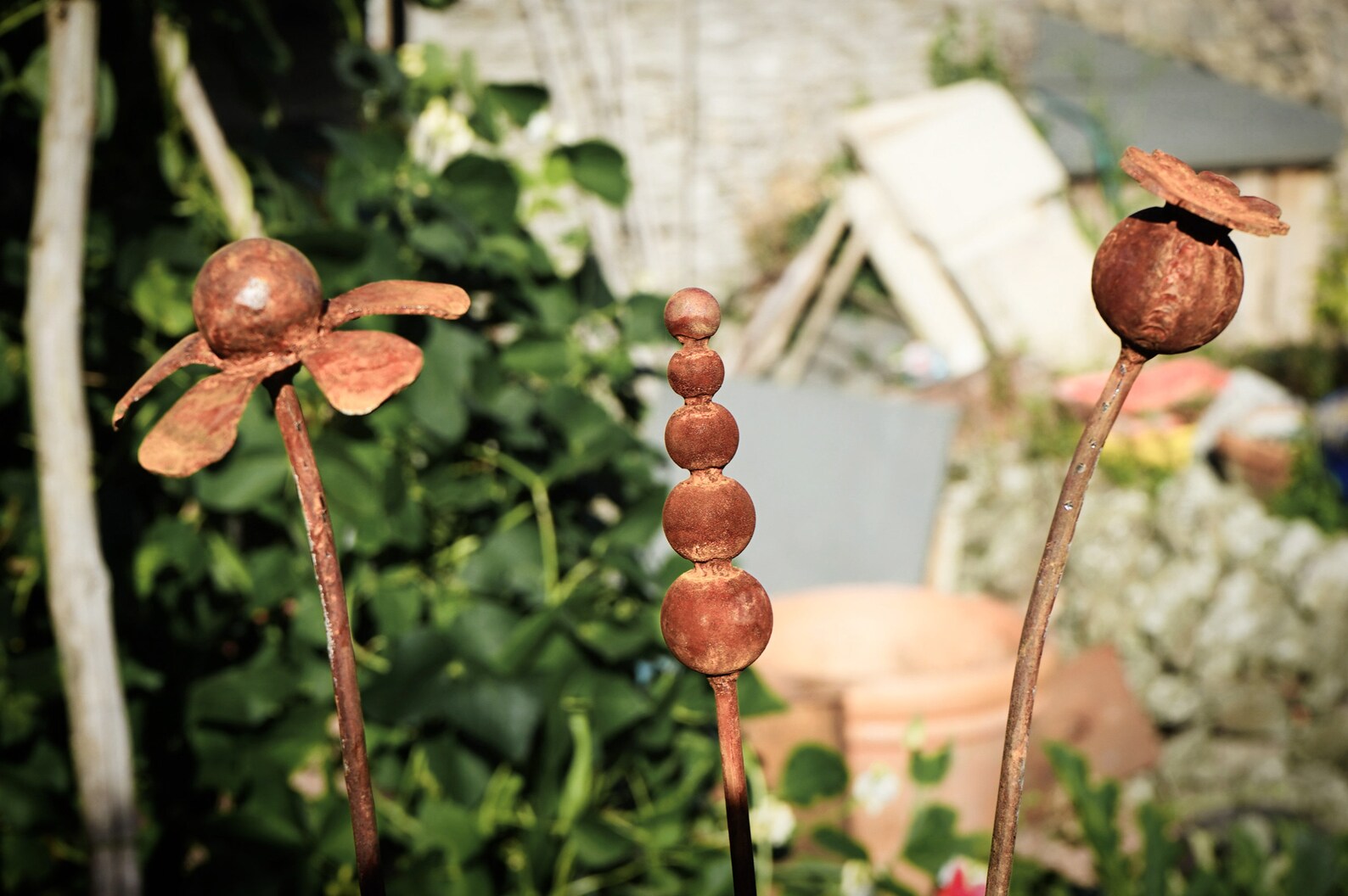 3 Rusty Metal Flower Sculptures / Reed Poppy and Helenium - Etsy UK