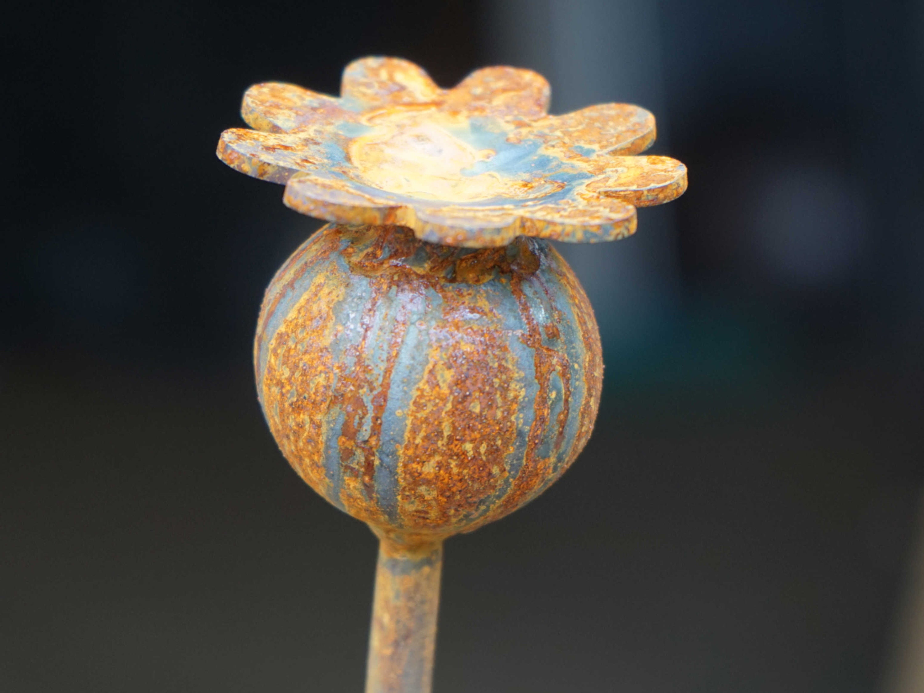Rusty Metal Poppy Seed Head Sculpture: Handmade Garden Art Decoration ...
