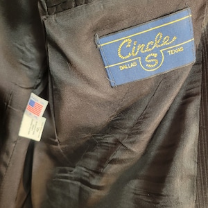 Dude! Vintage 1980s Circle S Western Sharkskin Dark Brown Two-button ...