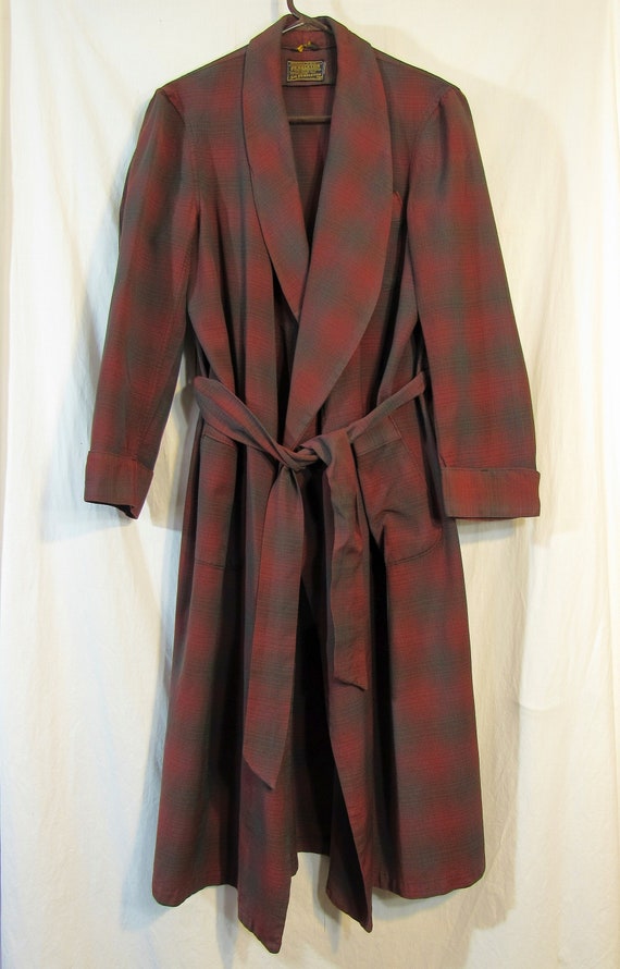 early 1960s vintage pendleton - Gem