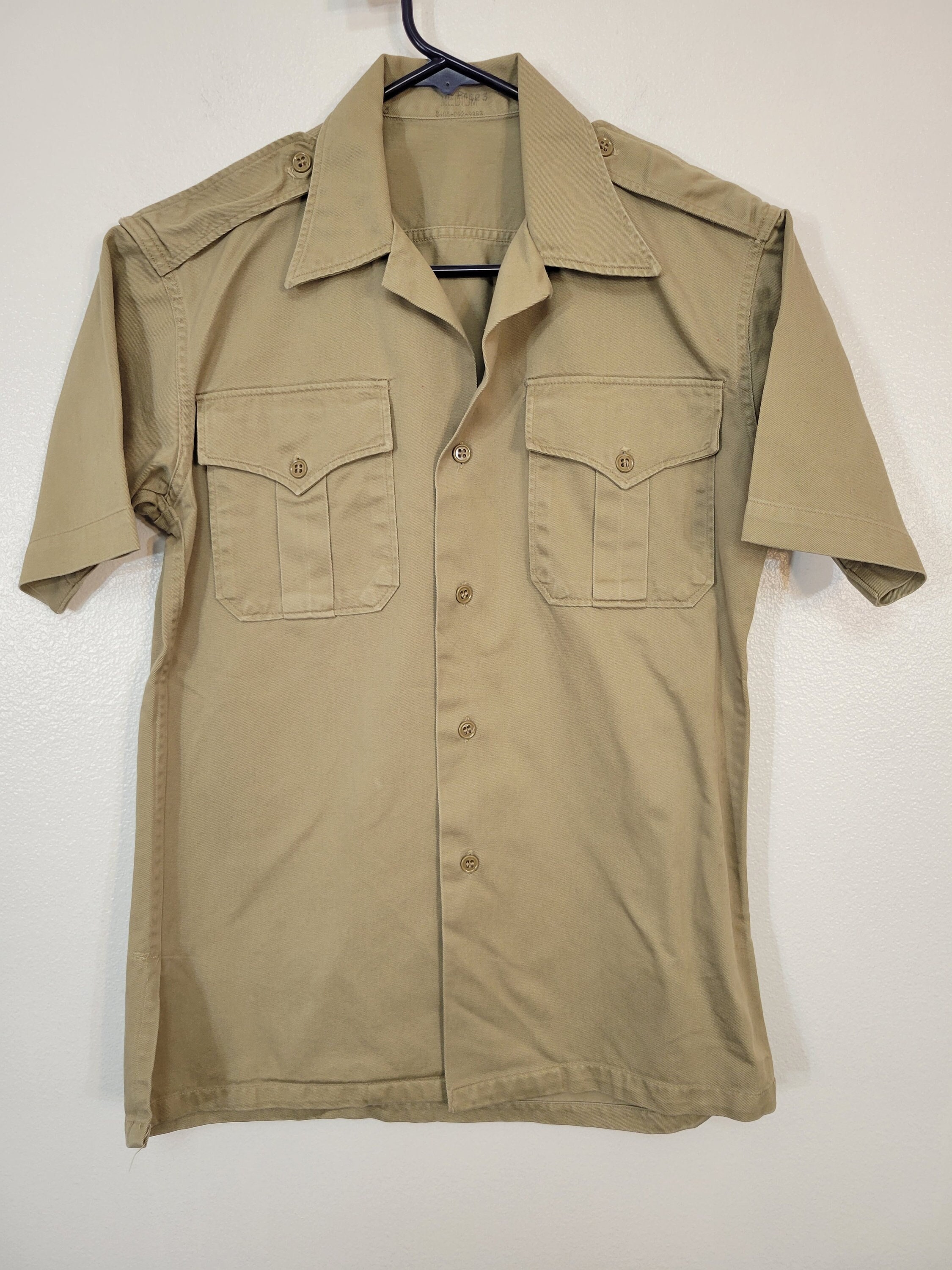 Vintage U.S. Military Tan Cotton Short Sleeve Shirt Men's M Vintage U.S. Military Tan Cotton Short Sleeve Shirt Men's M