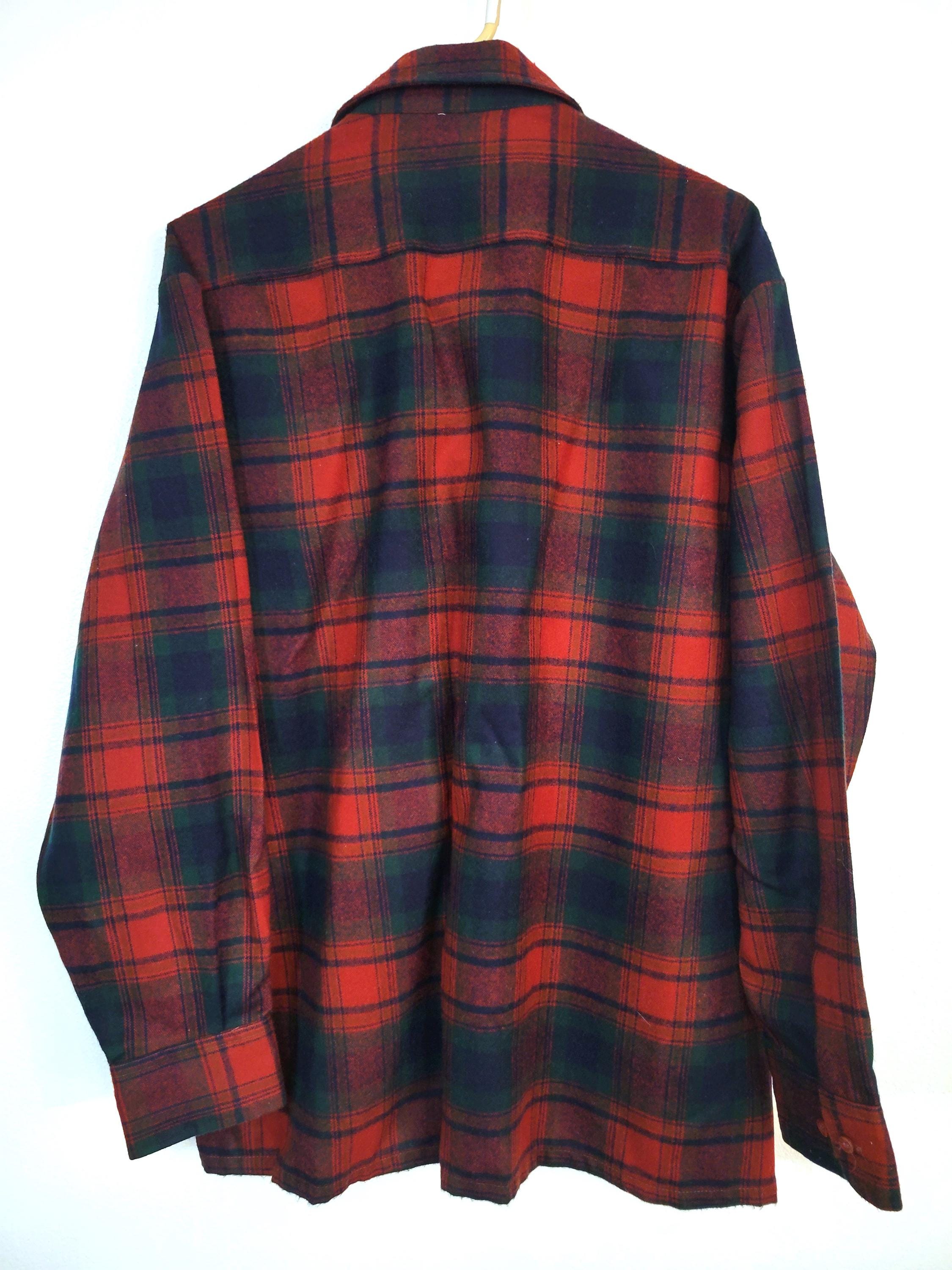 Vintage 1970s Back Packer Red/blue/green Plaid Pointy Collar Acrylic ...