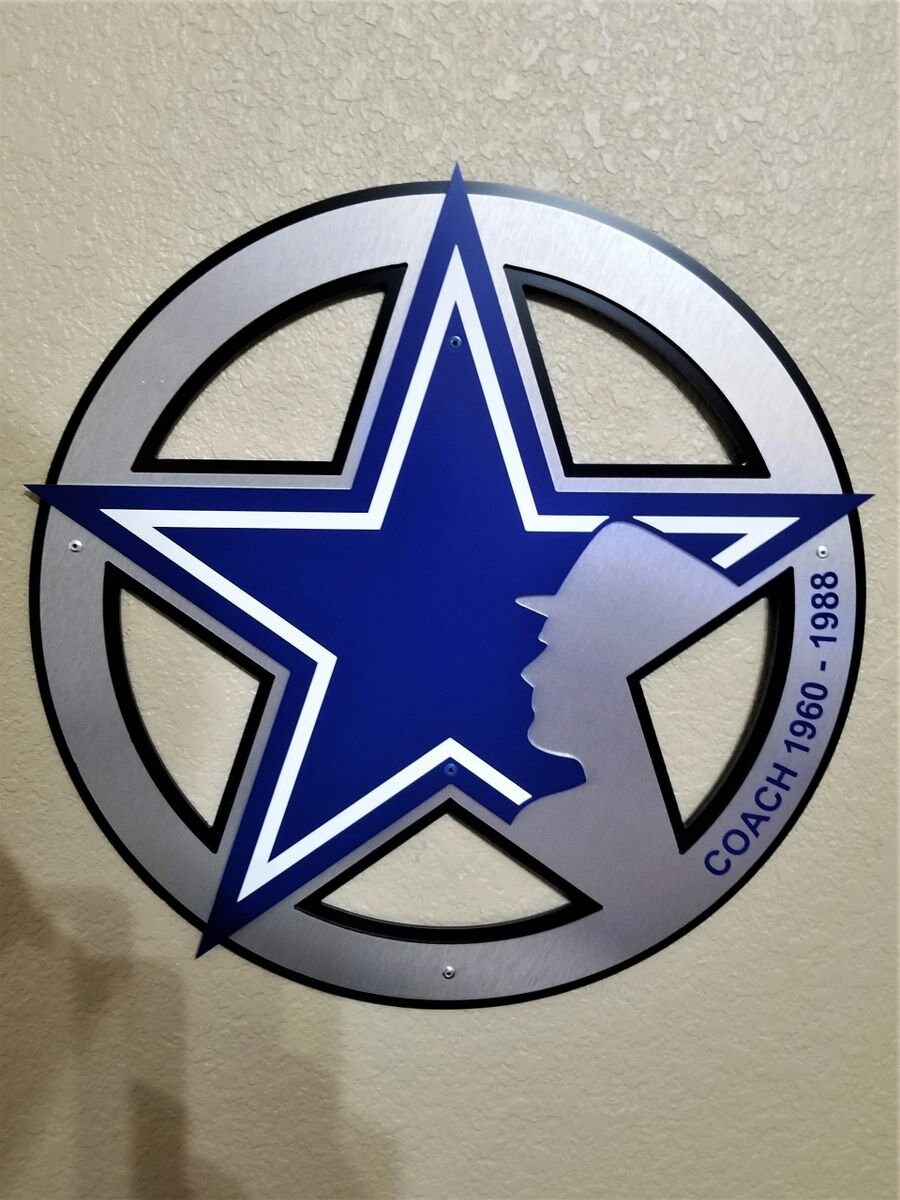 Tom Landry Logo