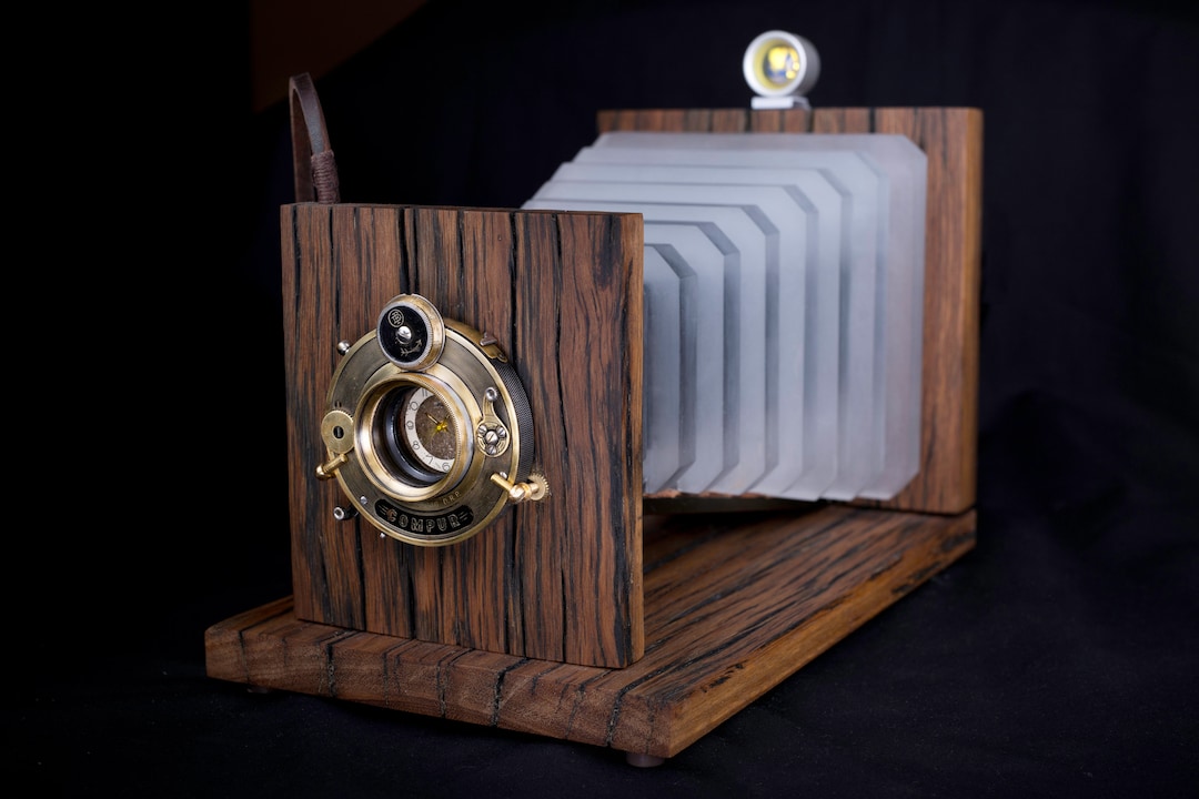 Light Leak 2 - Shutter Camera Clock & Light - Etsy