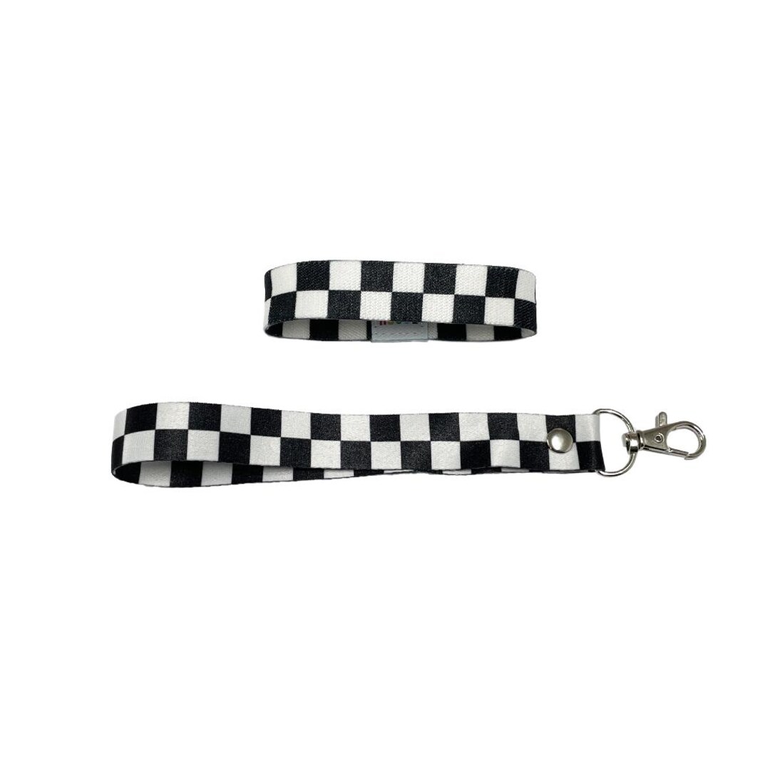 Set of Chequered Flag Elastic Wrist Band Wristband Key Tag Set Racing ...