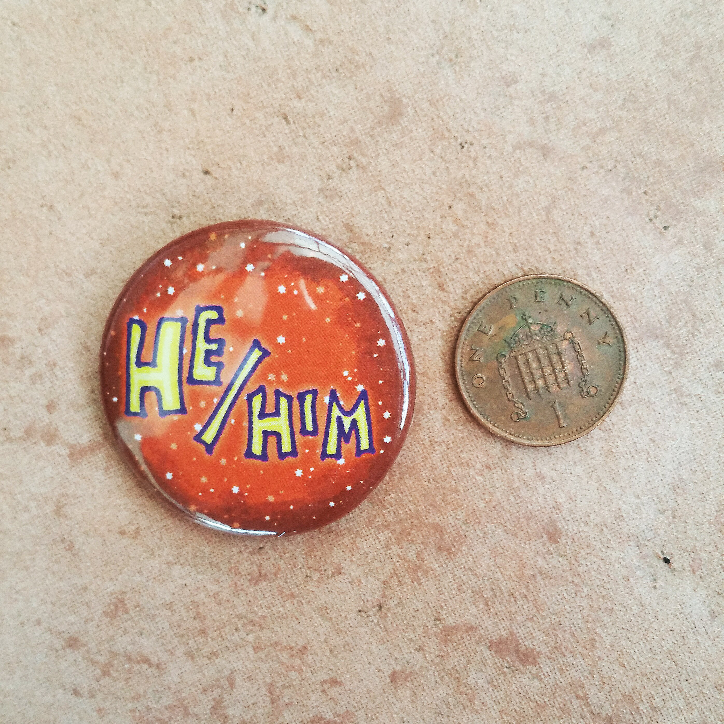 He Him badge / He Him button / He pronouns / Pronoun badge / | Etsy