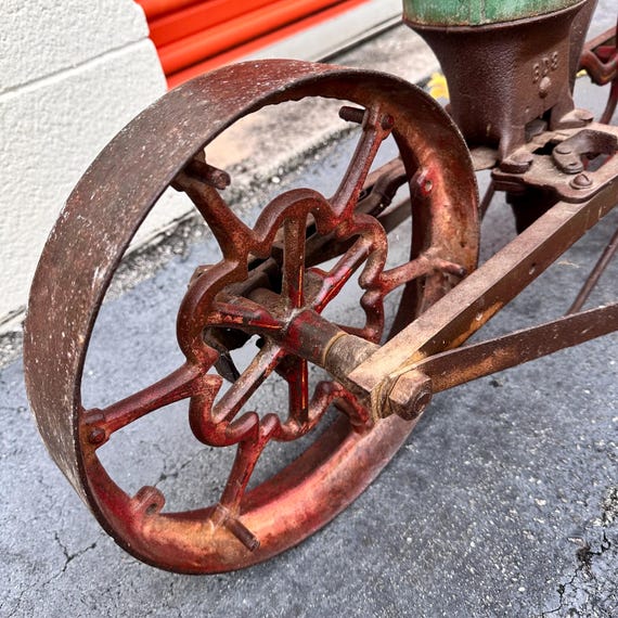 Antique Garden Seed Planters Vintage Seed Planter | Spring Tools,