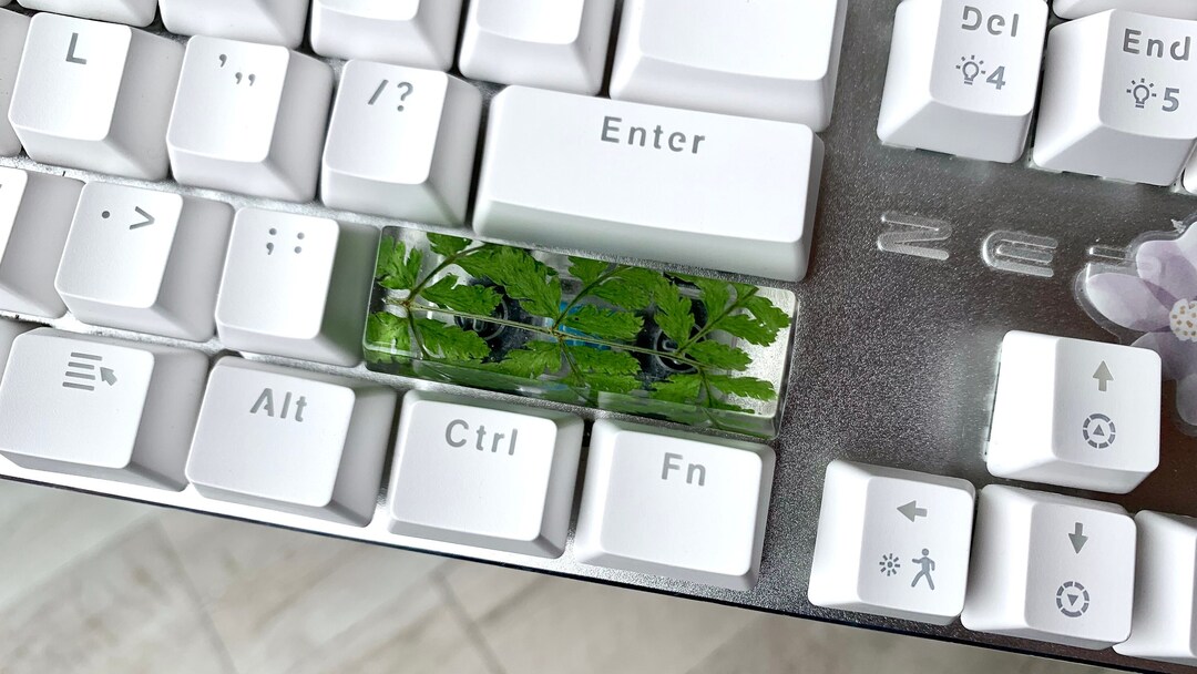 Plant Right Shift 2.75u OEM Profile | Handmade Resin Keycap With Real ...