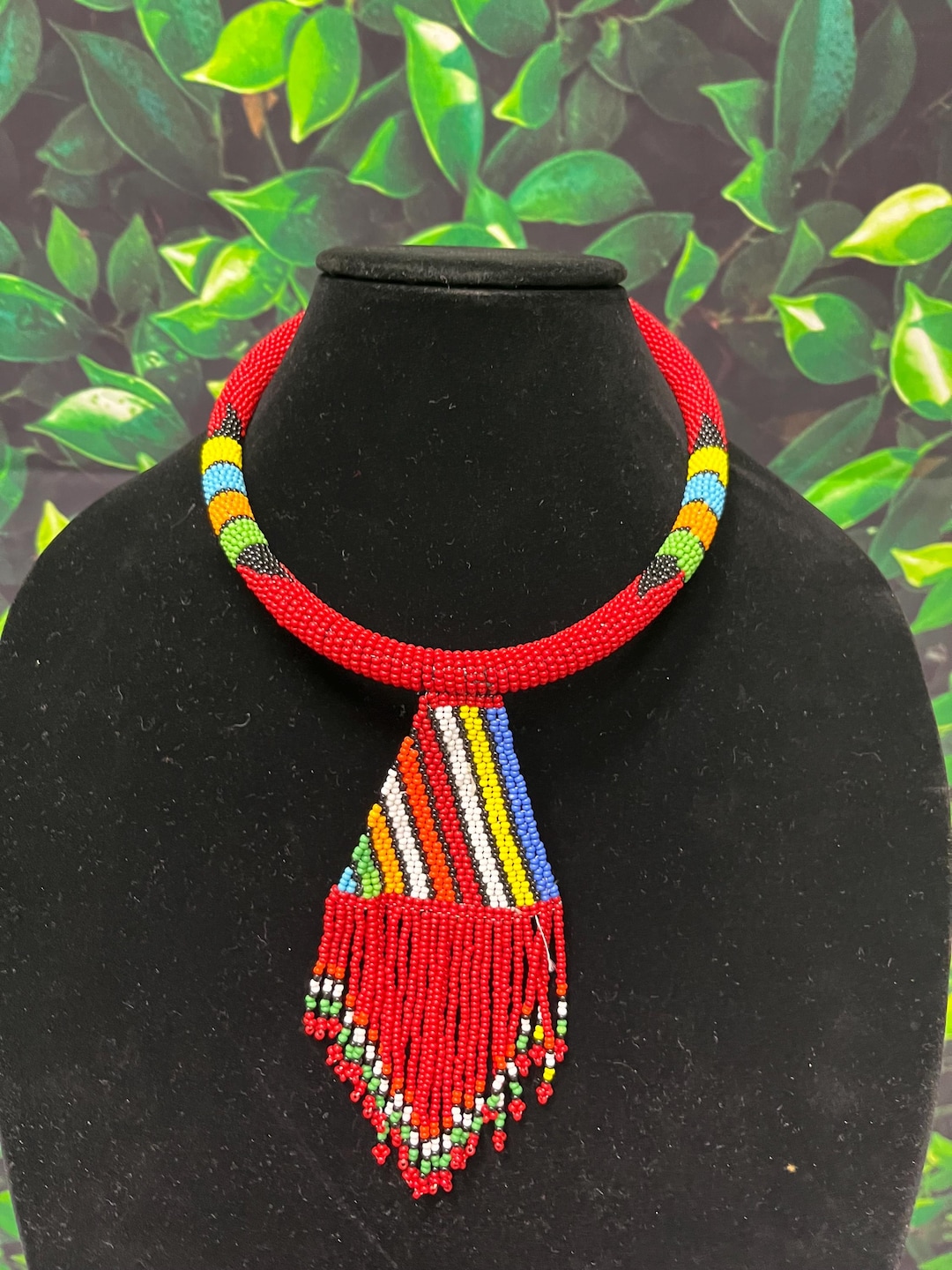 African Beaded Pendant Necklace and Earrings. Kenyan Maasai Women ...