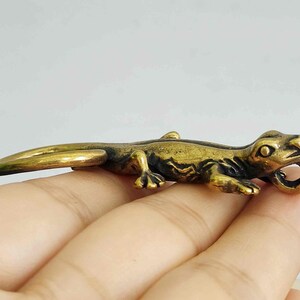 Solid Brass Hand Carved Lizard Tea Pet Statue, Lizard Keychain T01151 ...
