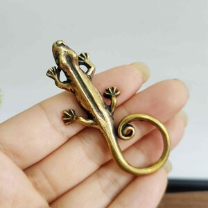 Solid Brass Hand Carved Lizard Tea Pet Statue, Lizard Keychain T01151 ...