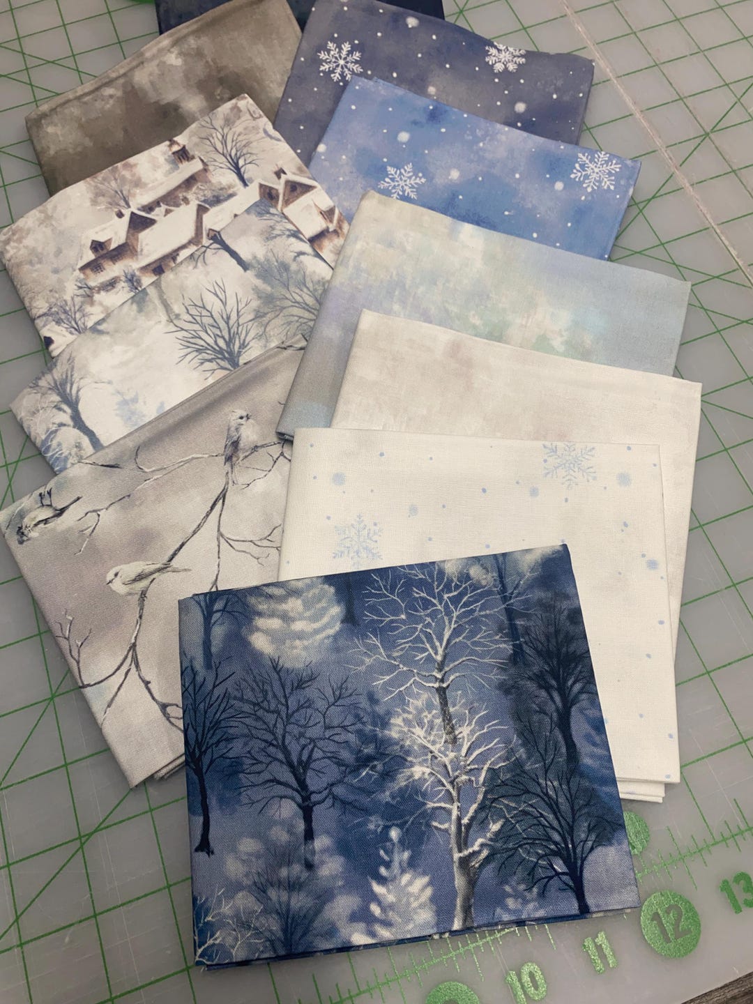 Winter Whisper Fat Quarter Bundle: 12 Winter Prints, Whistler Studios ...