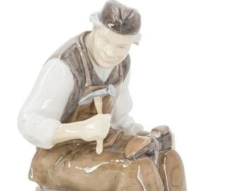 Shoemaker Figurine - Etsy