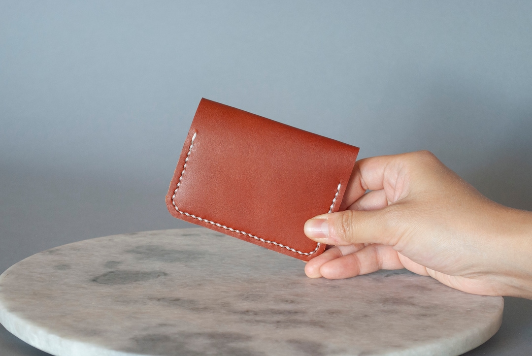 Compact Leather Wallet With Personalization, Bi-fold Leather Wallet ...