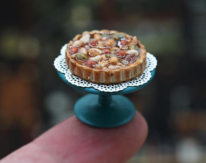 Caramel Mixed Nut Pie Tart | 1:12 Scale Dollhouse Miniature Food and ...