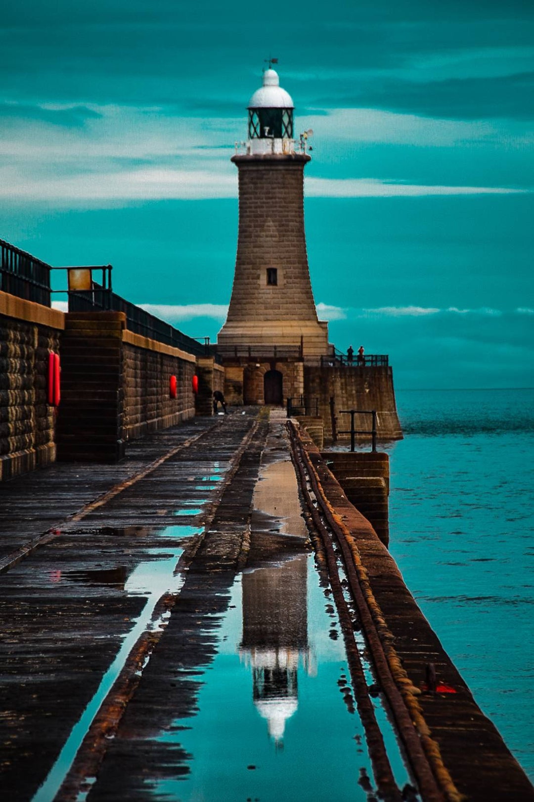 Tynemouth Lighthouse - Etsy