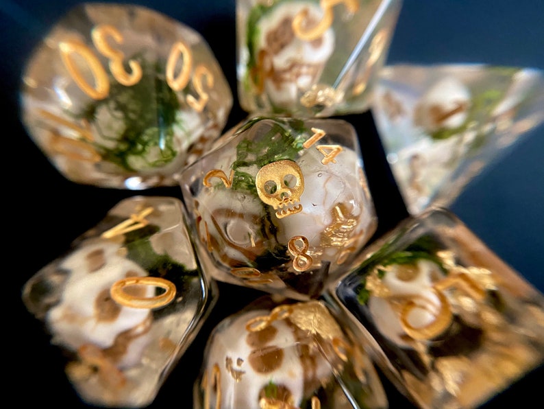 UNDEAD Bones Dnd Dice Set SKULL Polyhedral Dice Set 4 Dungeons - Etsy