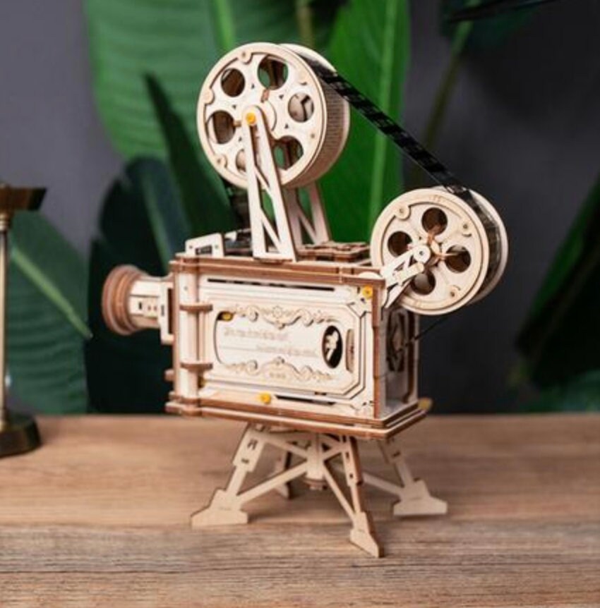 DIY Vitascope film Projector 3D Puzzle, Cameraman Gift, Filmmaking Gift ...