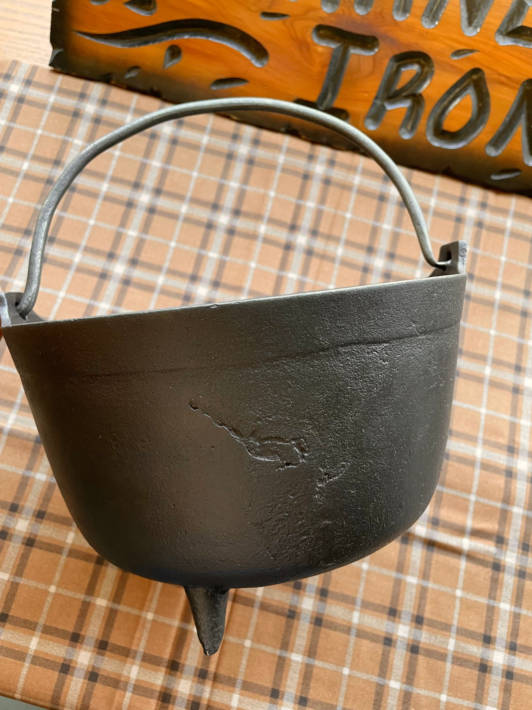 Rare 1800s Early 7 Cast Iron Footed Kettle Cauldron | Etsy