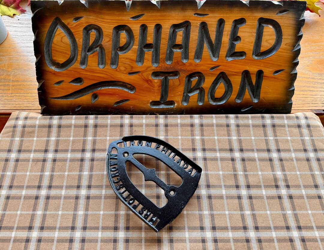 Mrs Potts Crown Iron Sad Cast Iron Trivet - Etsy