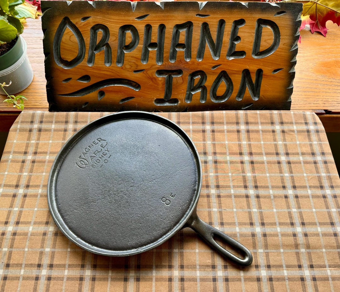 Wagner #8 Stylized Logo Hand Griddle Comal - Etsy