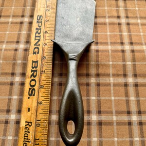SPATULA Vintage Repurposed Cast Iron Skillet Spatula - Etsy