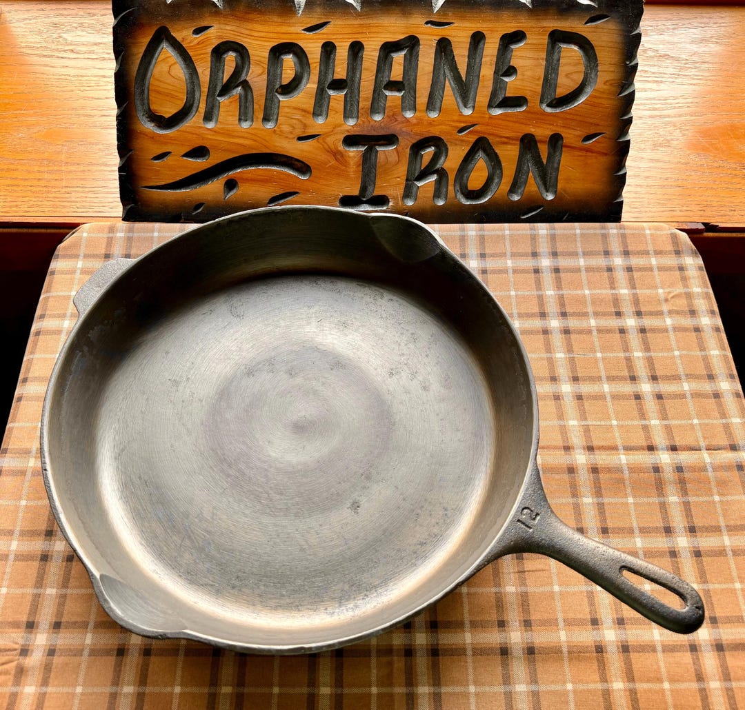 Unmarked Wagner #12 Cast Iron Skillet - Etsy Unmarked Wagner #12 Cast Iron Skillet - Etsy