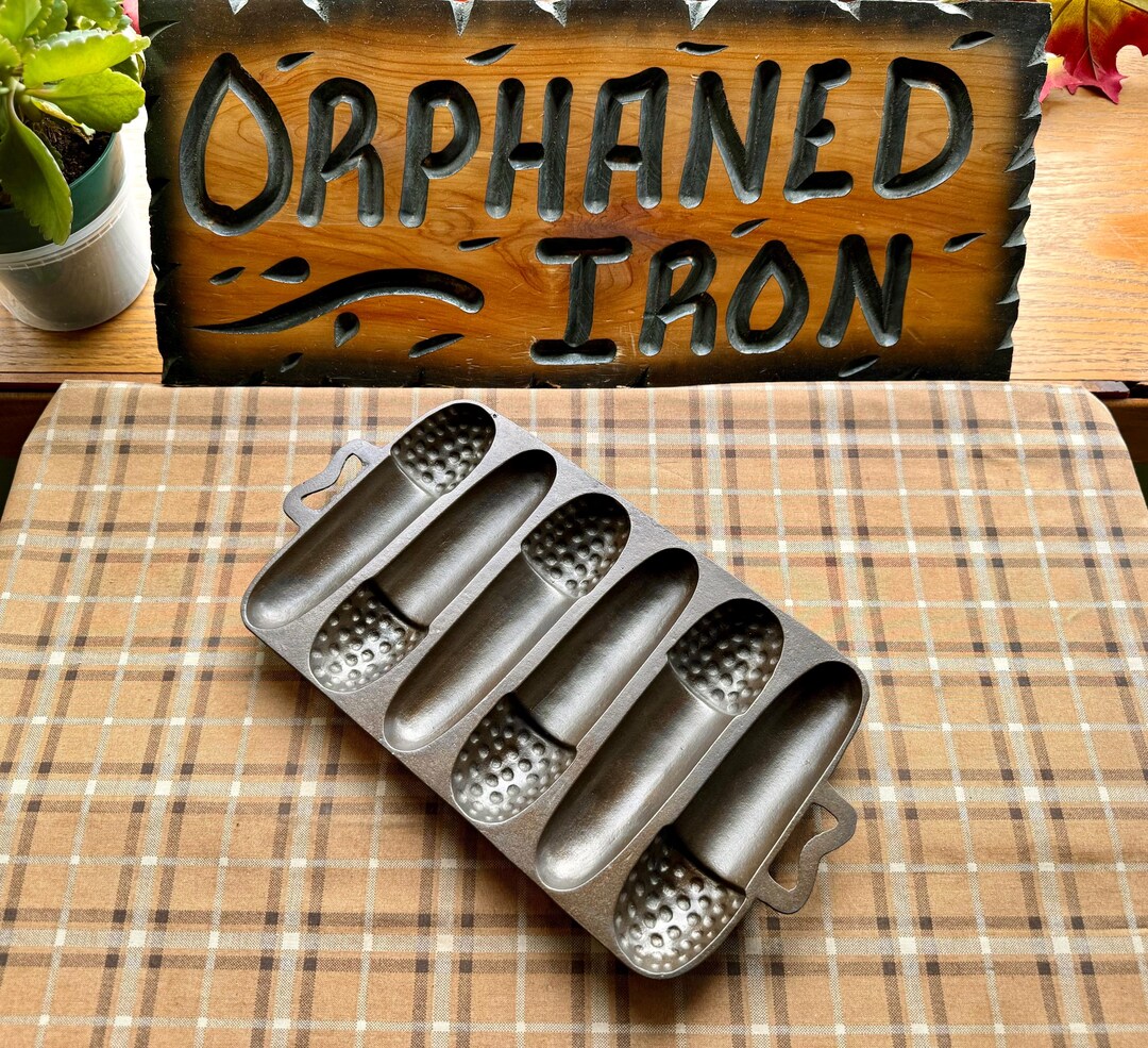 Rare! Lodge California Acorn Cast Iron Baking Pan - Etsy