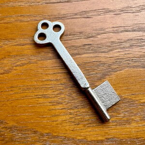 Vintage Uncut Skeleton Key Blank - Etsy