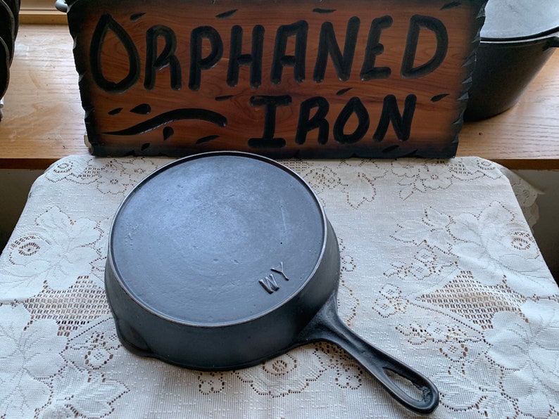 WY Cast Iron 7 Initial Skillet | Etsy