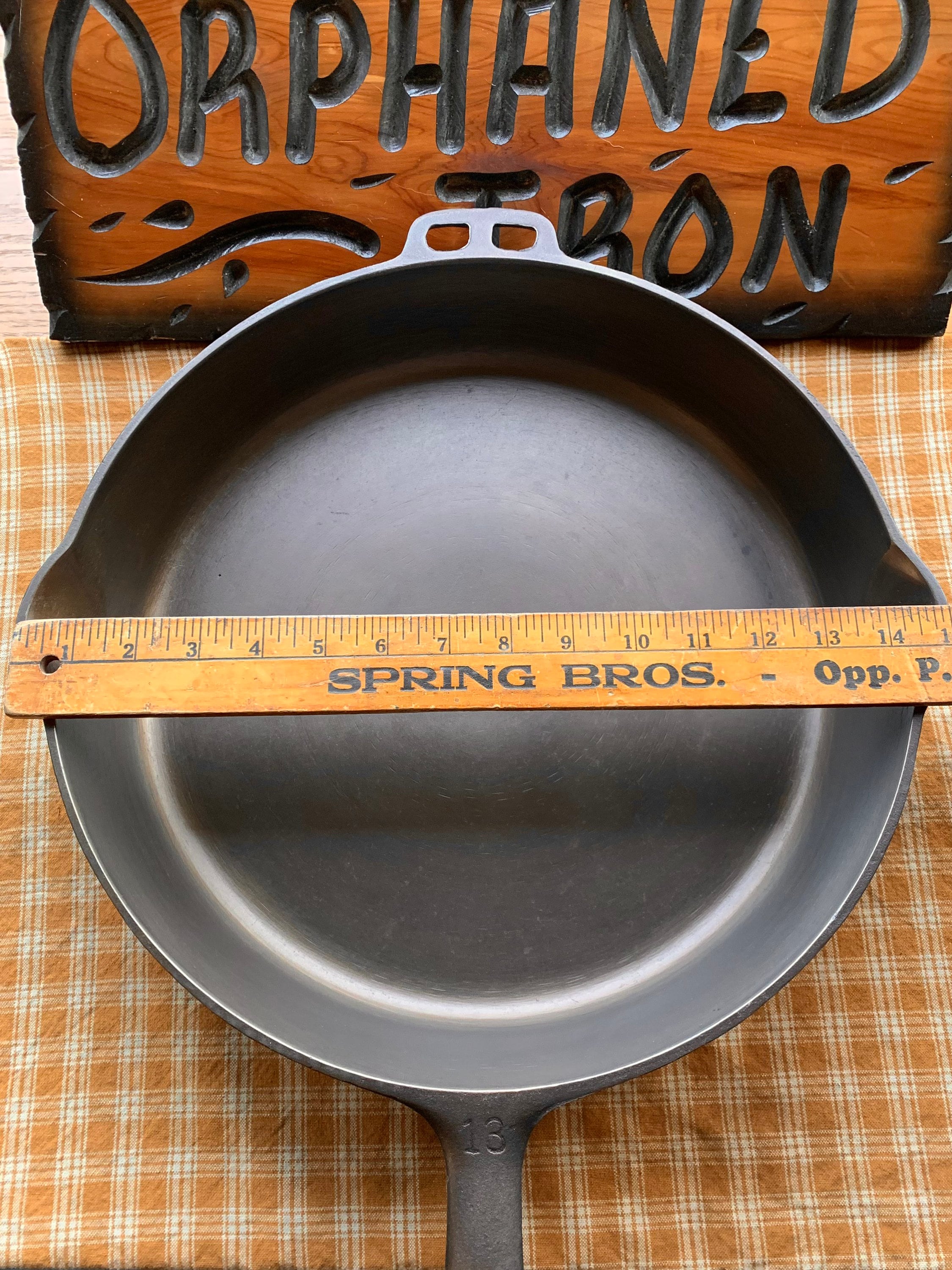 Wow! Wagner #13 Stylized Logo Cast Iron Skillet - Etsy