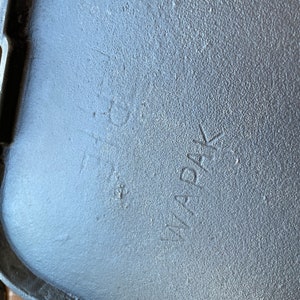 Rare! Wapak #8 Block Logo Long Griddle With Erie Ghost Mark - Etsy
