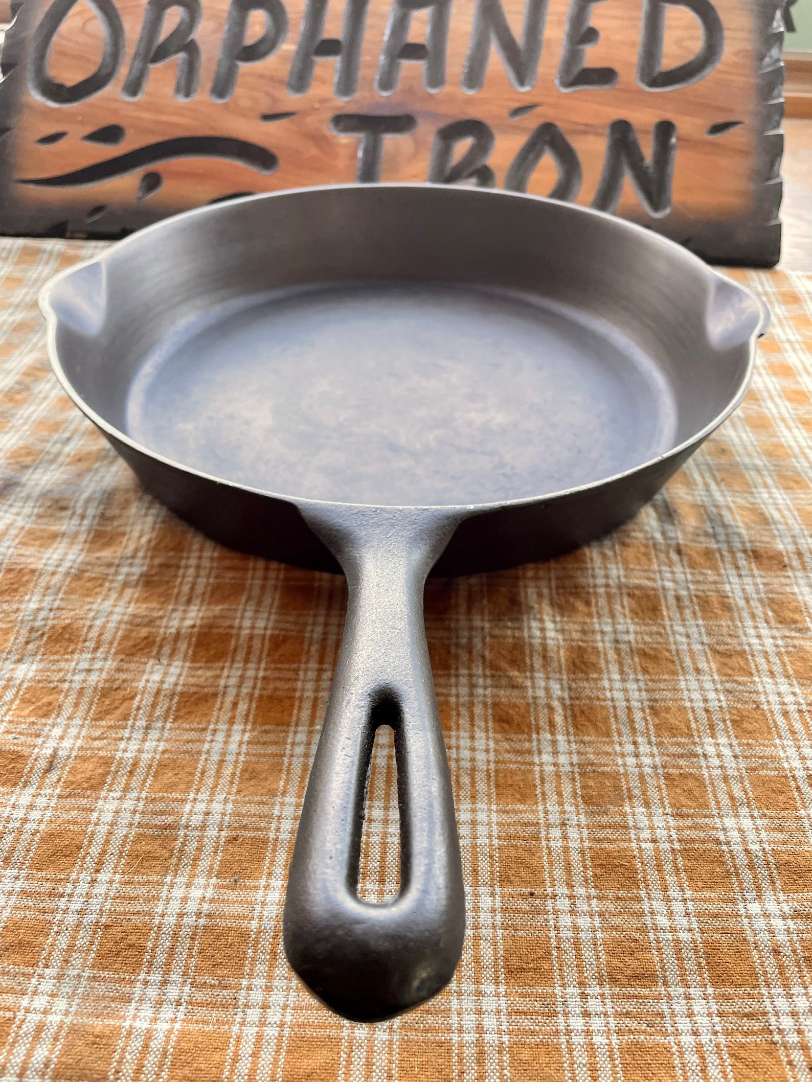 Findlay 9 Canadian Cast Iron Skillet - Etsy