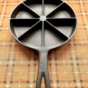 BSR Divided Cornbread Cast Iron Skillet - Etsy