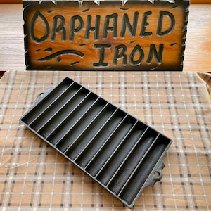 Favorite Piqua Ware Cast Iron Breadstick Pan - Etsy