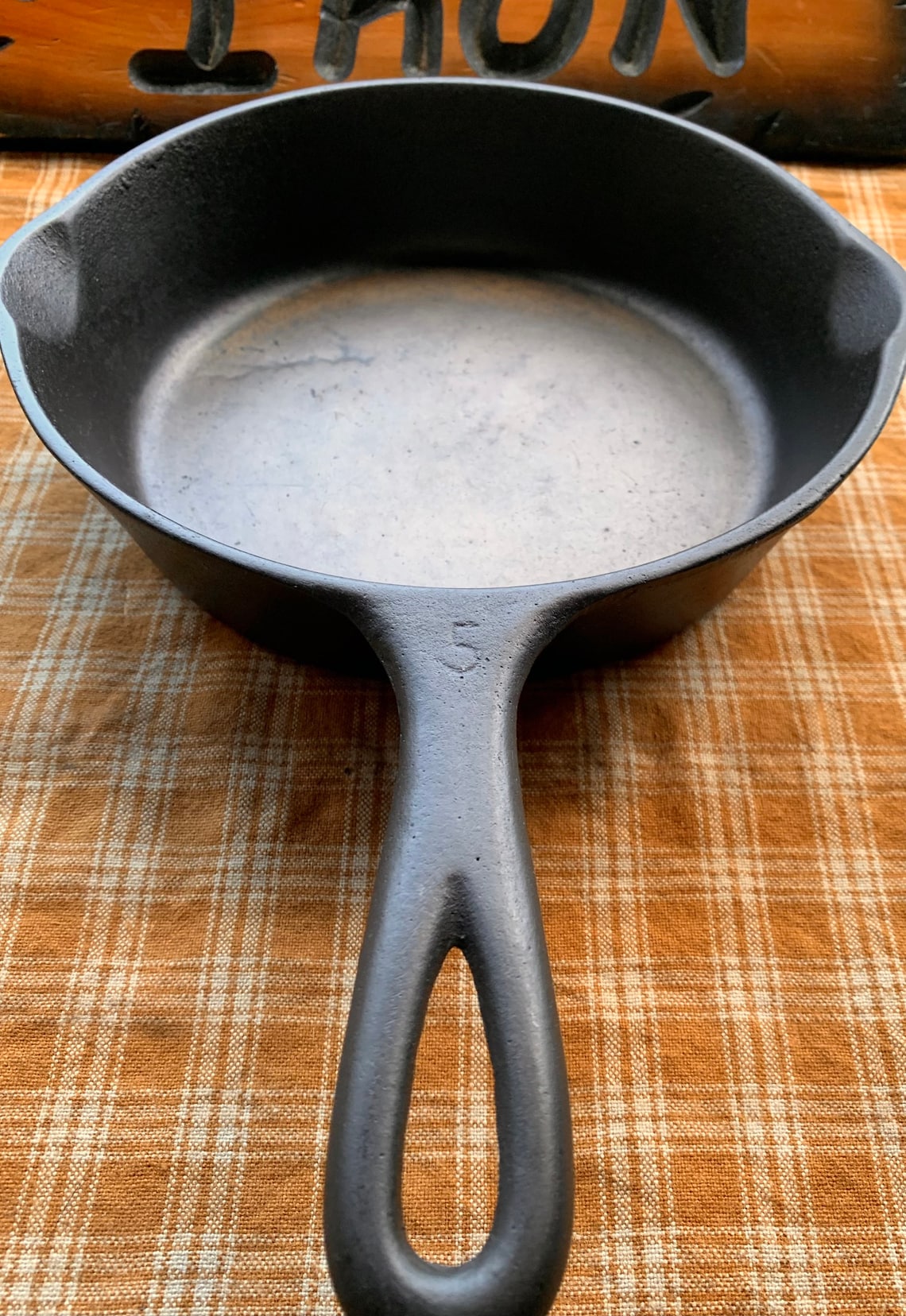 Unmarked 5 Vintage Cast Iron Skillet - Etsy