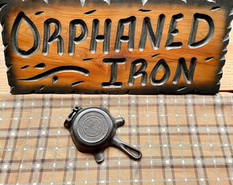 Cast Iron Skillet Holder - Etsy