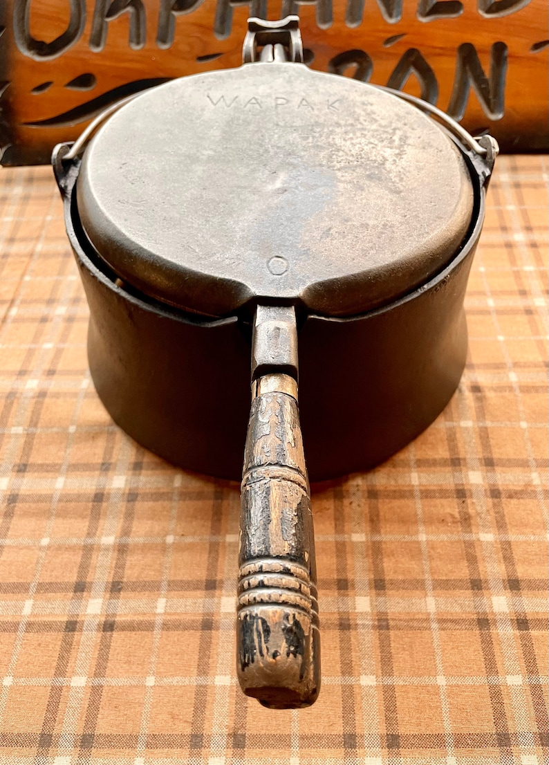 Rare Wapak 8 High Base Barrel Hinge Waffle Iron - Etsy