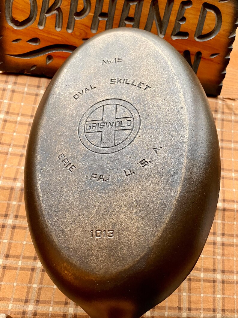 WOW! Griswold #15 Oval Fish Pan Large Block Logo Cast Iron Skillet - Etsy