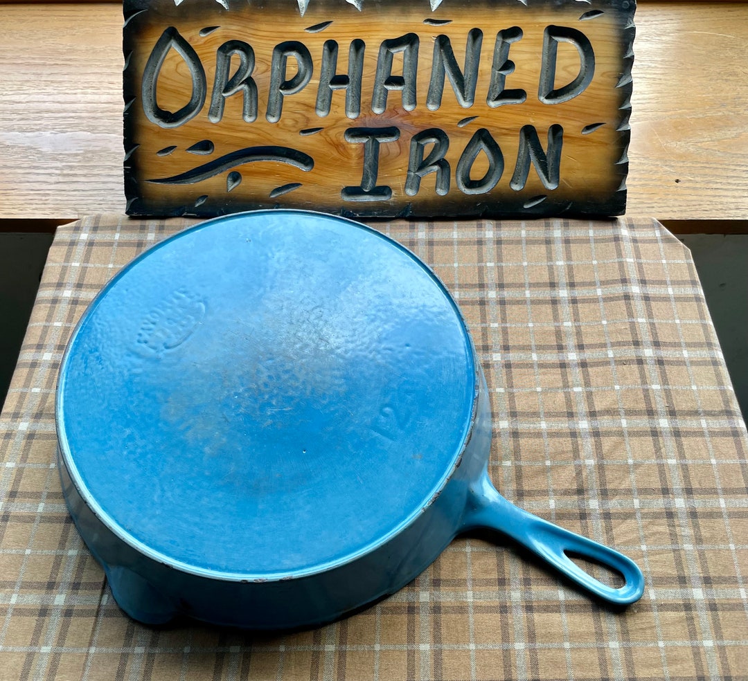 RARE! Favorite #12 Blue Enamel Smiley Logo Cast Iron Skillet - Etsy
